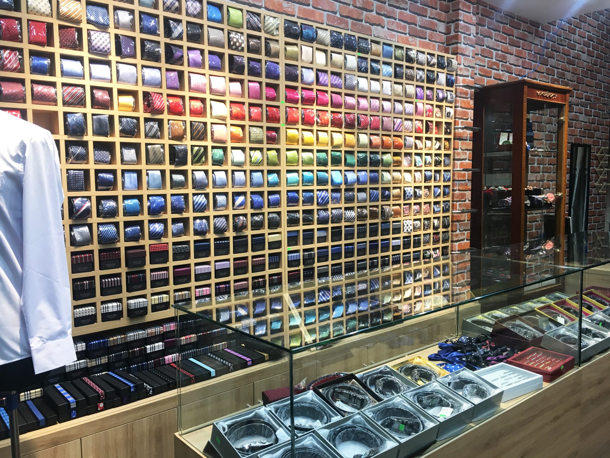 CAVAT.com - Cà vạt cao cấp - Cavat, Caravat, Nơ chất lượng